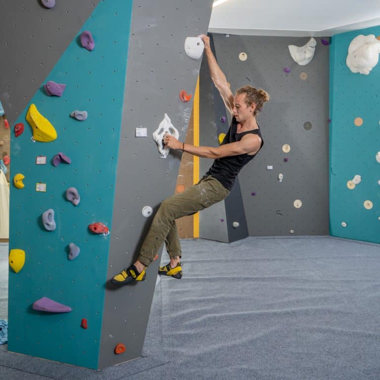 Wat is boulderen? Ontdek de nieuwe manier van klimmen - Broekerberg